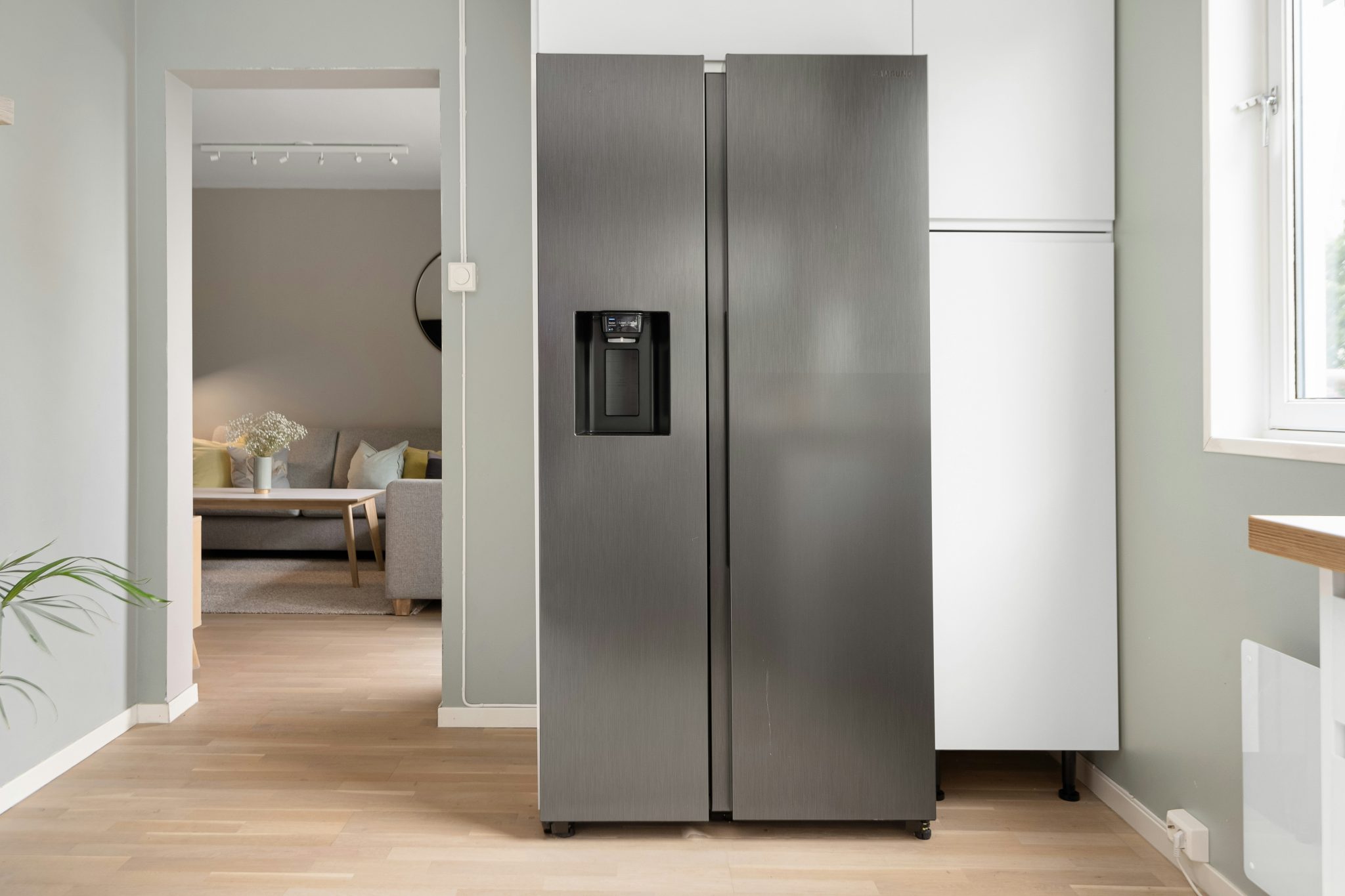 Built-In vs Freestanding Fridge: Key Differences Every Buyer Should Know
